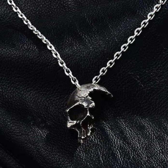 7 Fashion Rules For Wearing Skull Pendants - News Reporter
