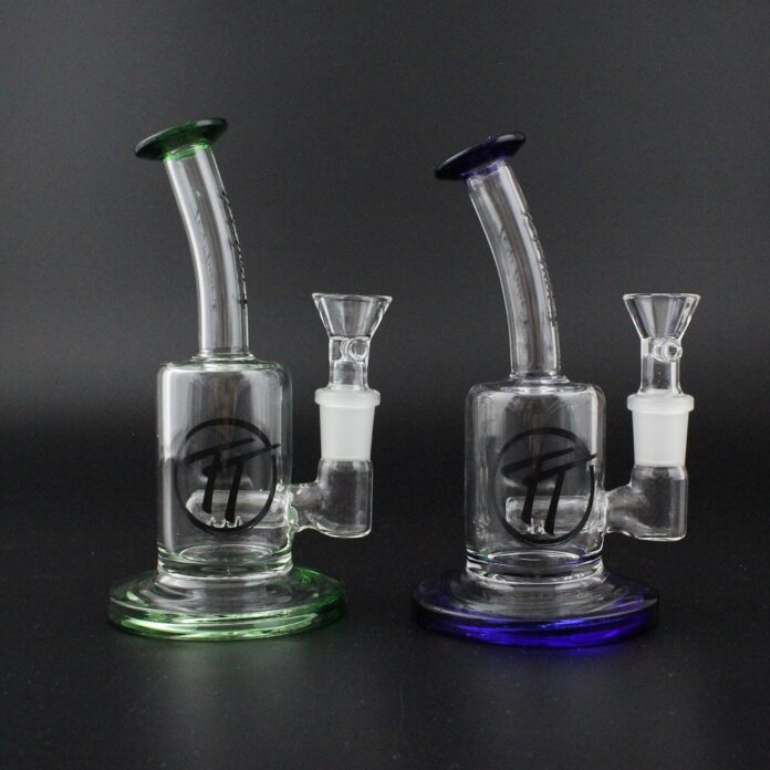Explore the World of Glass Dab Rigs for a Clean Hit - News Reporter