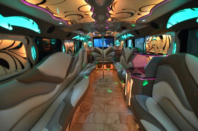 Best ways to Have Fun on Your Prom with a Limousine Bus Rental - News ...